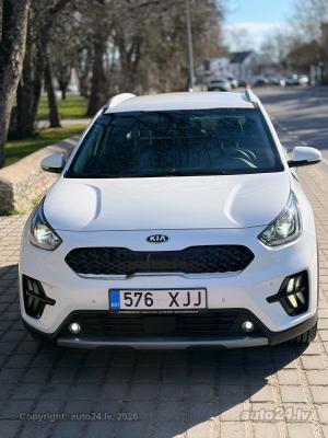 Balts Kia Niro 2021 Keila, ar dzinēja tilpumu 1.60 L un nobraukumu 70 tūkst. km par 19999 €, foto 4 vietnē AUTOMOTO.COM.LV
