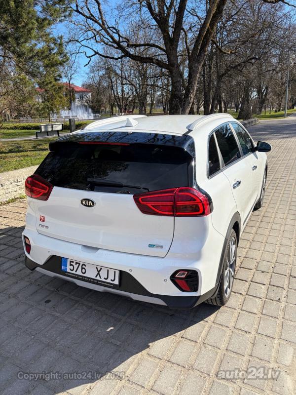 Balts Kia Niro 2021 Keila, ar dzinēja tilpumu 1.60 L un nobraukumu 70 tūkst. km par 19999 €, foto 5 vietnē AUTOMOTO.COM.LV