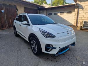 Белый Киа Niro 2021 в Паневежис, объемом двигателя 0.00 л и пробегом 80 тыс. км за 11590 €, фото 11 на AUTOMOTO.COM.LV