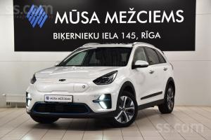 Белый Киа Niro 2021 в Рига, объемом двигателя 0.00 л и пробегом 44 тыс. км за 21990 €, фото  на AUTOMOTO.COM.LV