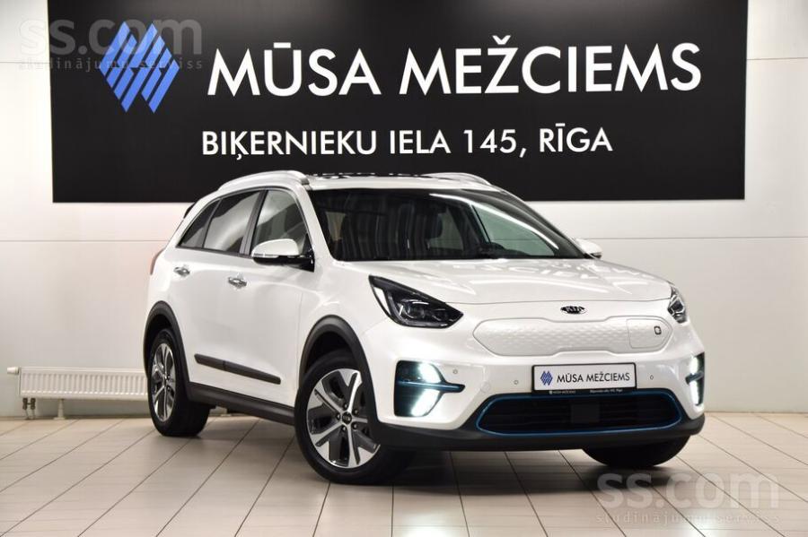 Белый Киа Niro 2021 в Рига, объемом двигателя 0.00 л и пробегом 44 тыс. км за 21990 €, фото 4 на AUTOMOTO.COM.LV