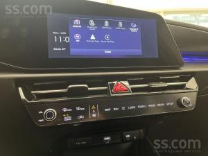 Белый Киа Niro 2025 в Рига, объемом двигателя 1.60 л и пробегом 14 тыс. км за 29900 €, фото 19 на AUTOMOTO.COM.LV