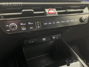 Белый Киа Niro 2025 в Рига, объемом двигателя 1.60 л и пробегом 14 тыс. км за 29900 €, фото 21 на AUTOMOTO.COM.LV