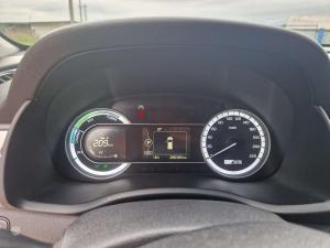 White Kia Niro 2019 in Panevezys, with an engine capacity of 1.60 L and mileage of 285 thousand km for 8590 €, photo 21 on AUTOMOTO.COM.LV