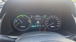 White Kia Niro 2019 in Siauliai, with an engine capacity of 1.60 L and mileage of 170 thousand km for 13500 €, photo 20 on AUTOMOTO.COM.LV