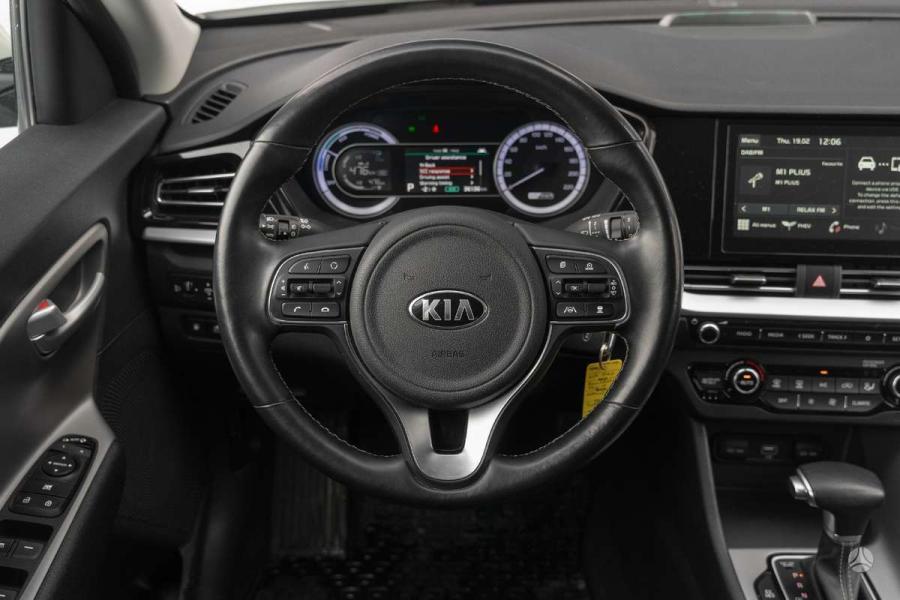 Balts Kia Niro 2020 Viļņa, ar dzinēja tilpumu 1.58 L un nobraukumu 36 tūkst. km par 17999 €, foto 14 vietnē AUTOMOTO.COM.LV