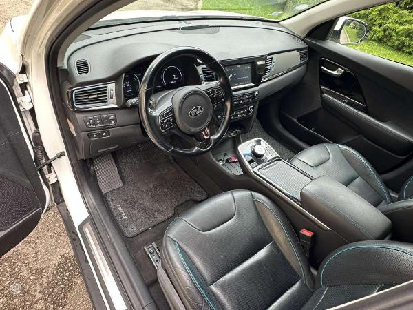Balts Kia Niro 2020 Kauņa, ar dzinēja tilpumu 0.00 L un nobraukumu 160 tūkst. km par 10600 €, foto 10 vietnē AUTOMOTO.COM.LV