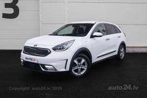 Balts Kia Niro 2018 Tallina, ar dzinēja tilpumu 1.60 L un nobraukumu 204 tūkst. km par 11499 €, foto 1 vietnē AUTOMOTO.COM.LV