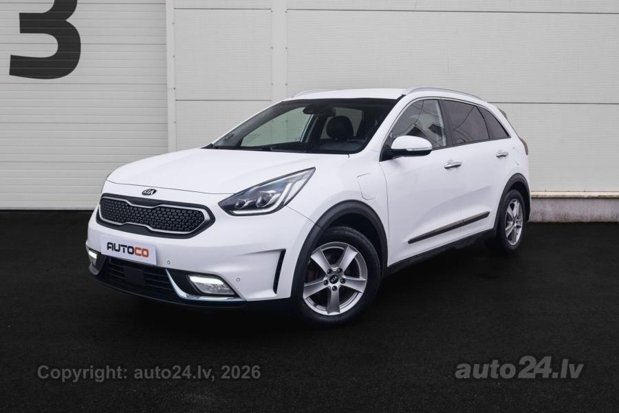 Balts Kia Niro 2018 Tallina, ar dzinēja tilpumu 1.60 L un nobraukumu 204 tūkst. km par 11499 €, foto 1 vietnē AUTOMOTO.COM.LV