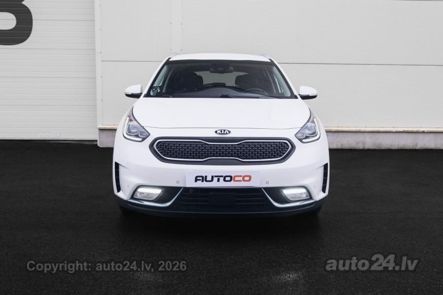Balts Kia Niro 2018 Tallina, ar dzinēja tilpumu 1.60 L un nobraukumu 204 tūkst. km par 11499 €, foto 3 vietnē AUTOMOTO.COM.LV
