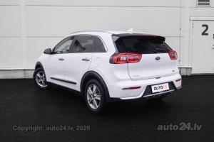 Balts Kia Niro 2018 Tallina, ar dzinēja tilpumu 1.60 L un nobraukumu 204 tūkst. km par 11499 €, foto 7 vietnē AUTOMOTO.COM.LV