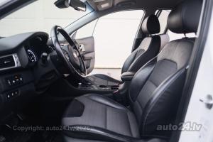 Balts Kia Niro 2018 Tallina, ar dzinēja tilpumu 1.60 L un nobraukumu 204 tūkst. km par 11499 €, foto 15 vietnē AUTOMOTO.COM.LV