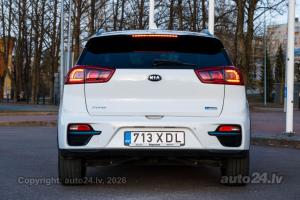 Balts Kia Niro 2019 Tartu, ar dzinēja tilpumu 0.00 L un nobraukumu 156 tūkst. km par 15900 €, foto 6 vietnē AUTOMOTO.COM.LV