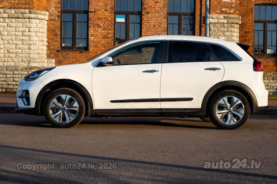 Balts Kia Niro 2019 Tartu, ar dzinēja tilpumu 0.00 L un nobraukumu 156 tūkst. km par 15900 €, foto 9 vietnē AUTOMOTO.COM.LV