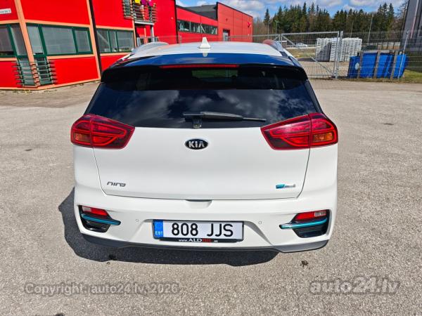 Balts Kia Niro 2020 Tartu, ar dzinēja tilpumu 0.00 L un nobraukumu 80 tūkst. km par 19200 €, foto 6 vietnē AUTOMOTO.COM.LV