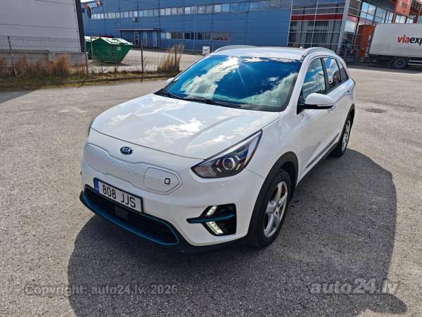 White Kia Niro 2020 in Tartu, with an engine capacity of 0.00 L and mileage of 80 thousand km for 19200 €, photo 1 on AUTOMOTO.COM.LV
