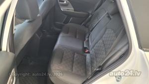 White Kia Niro 2021 in Tartu, with an engine capacity of 1.60 L and mileage of 104 thousand km for 16900 €, photo 7 on AUTOMOTO.COM.LV