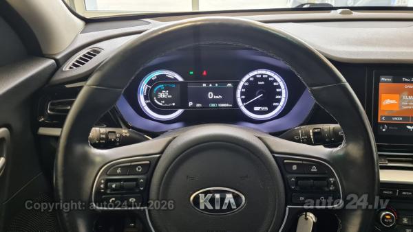Белый Киа Niro 2021 в Тарту, объемом двигателя 1.60 л и пробегом 104 тыс. км за 16900 €, фото 10 на AUTOMOTO.COM.LV