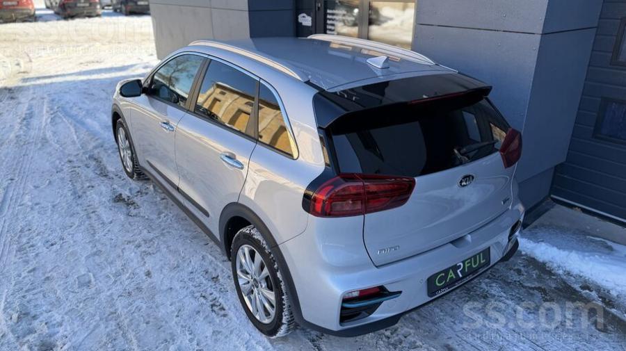 Balts Kia Niro 2021 Rīga, ar dzinēja tilpumu 0.00 L un nobraukumu 61 tūkst. km par 22900 €, foto 7 vietnē AUTOMOTO.COM.LV