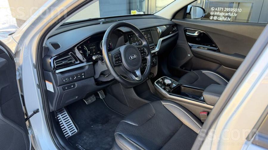 Balts Kia Niro 2021 Rīga, ar dzinēja tilpumu 0.00 L un nobraukumu 61 tūkst. km par 22900 €, foto 9 vietnē AUTOMOTO.COM.LV