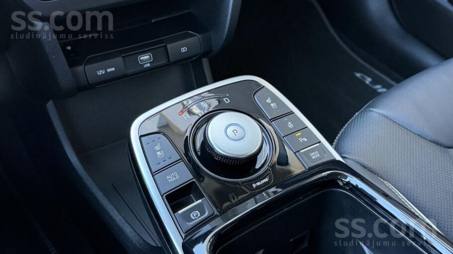 Balts Kia Niro 2021 Rīga, ar dzinēja tilpumu 0.00 L un nobraukumu 61 tūkst. km par 22900 €, foto 14 vietnē AUTOMOTO.COM.LV