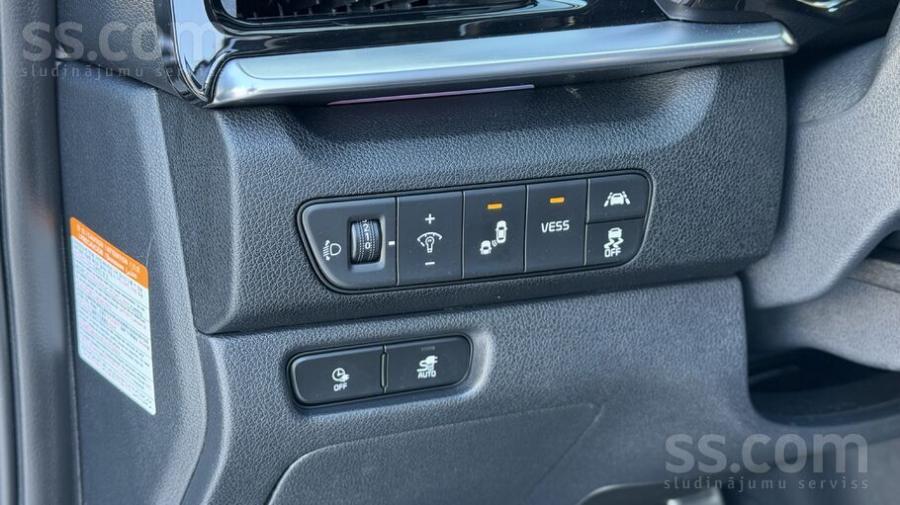 Balts Kia Niro 2021 Rīga, ar dzinēja tilpumu 0.00 L un nobraukumu 61 tūkst. km par 22900 €, foto 20 vietnē AUTOMOTO.COM.LV