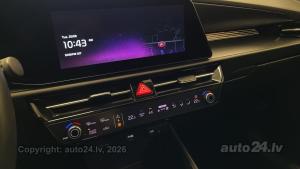 Белый Киа Niro 2022 в Пярну, объемом двигателя 1.60 л и пробегом 94 тыс. км за 23900 €, фото 12 на AUTOMOTO.COM.LV