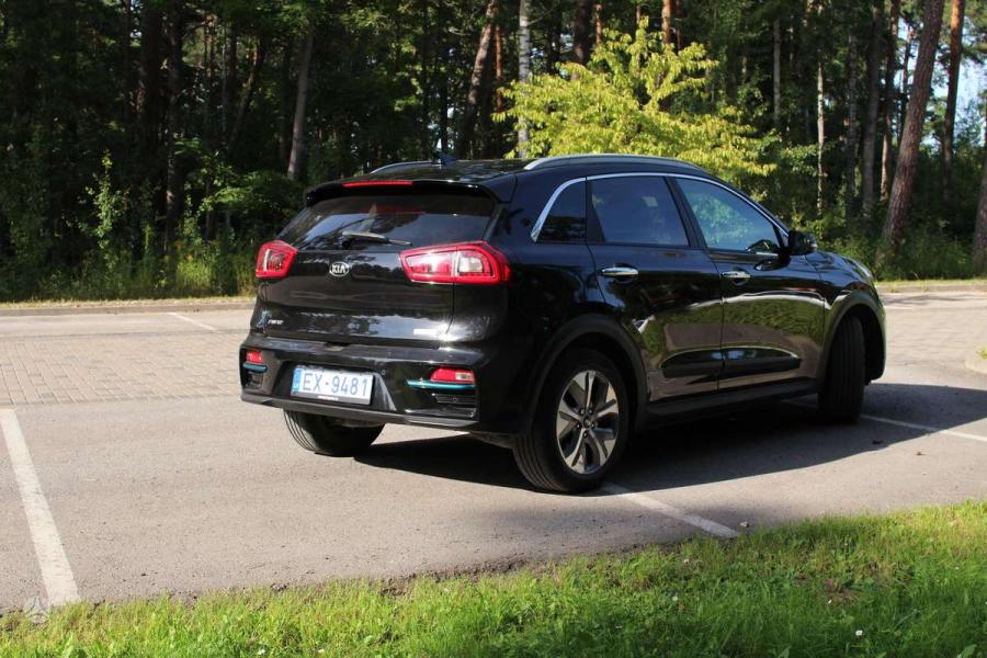 Dzeltens Kia Niro 2019 Rīga, ar dzinēja tilpumu 0.00 L un nobraukumu 152 tūkst. km par 17000 €, foto 6 vietnē AUTOMOTO.COM.LV