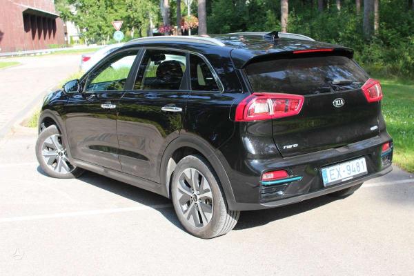 Dzeltens Kia Niro 2019 Rīga, ar dzinēja tilpumu 0.00 L un nobraukumu 152 tūkst. km par 17000 €, foto 6 vietnē AUTOMOTO.COM.LV