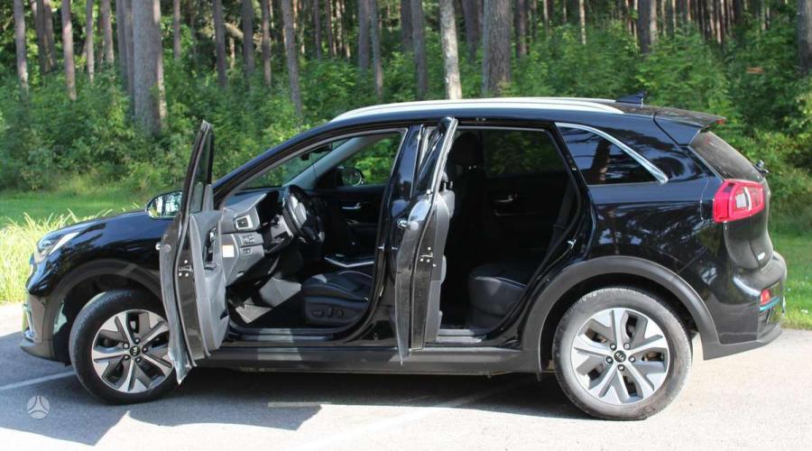 Dzeltens Kia Niro 2019 Rīga, ar dzinēja tilpumu 0.00 L un nobraukumu 152 tūkst. km par 17000 €, foto 9 vietnē AUTOMOTO.COM.LV