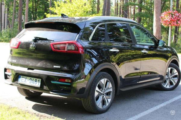 Dzeltens Kia Niro 2019 Rīga, ar dzinēja tilpumu 0.00 L un nobraukumu 152 tūkst. km par 17000 €, foto 10 vietnē AUTOMOTO.COM.LV