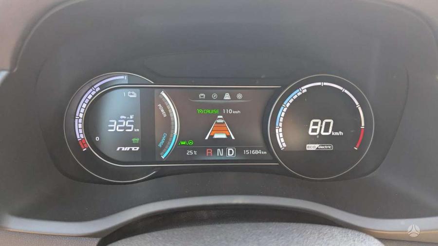 Dzeltens Kia Niro 2019 Rīga, ar dzinēja tilpumu 0.00 L un nobraukumu 152 tūkst. km par 17000 €, foto 18 vietnē AUTOMOTO.COM.LV