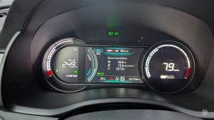 Dzeltens Kia Niro 2019 Rīga, ar dzinēja tilpumu 0.00 L un nobraukumu 152 tūkst. km par 17000 €, foto 36 vietnē AUTOMOTO.COM.LV