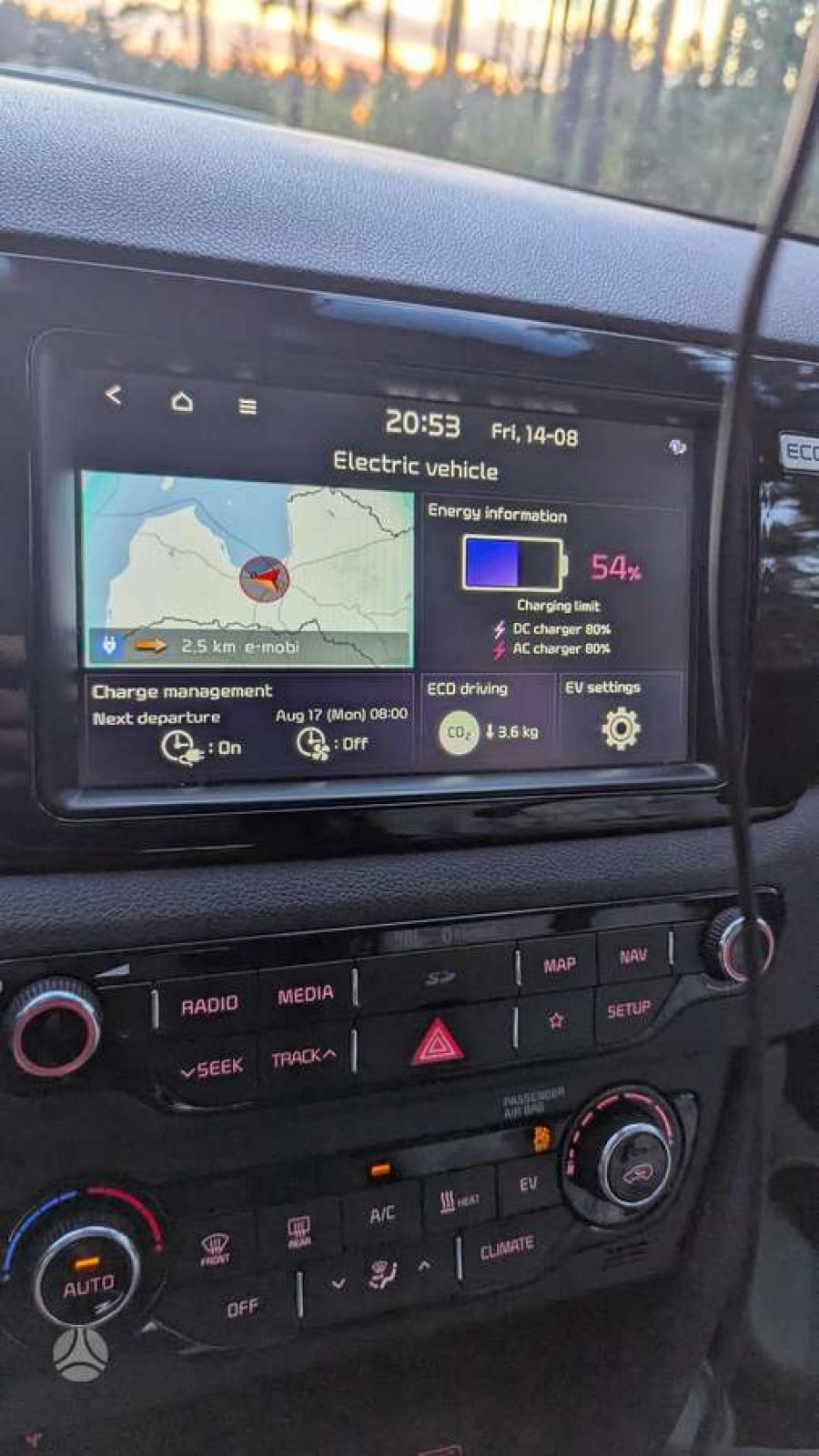 Dzeltens Kia Niro 2019 Rīga, ar dzinēja tilpumu 0.00 L un nobraukumu 152 tūkst. km par 17000 €, foto 37 vietnē AUTOMOTO.COM.LV