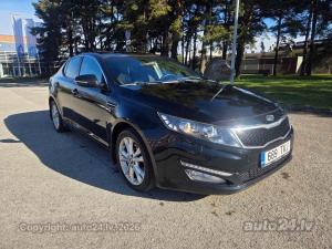 Black Kia Optima 2012 in Tallinn, with an engine capacity of 1.70 L and mileage of 205 thousand km for 4999 €, photo 3 on AUTOMOTO.COM.LV