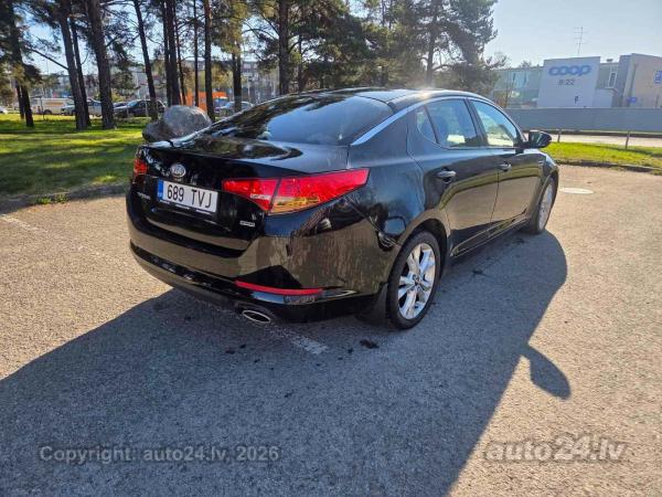 Melns Kia Optima 2012 Tallina, ar dzinēja tilpumu 1.70 L un nobraukumu 205 tūkst. km par 4999 €, foto 4 vietnē AUTOMOTO.COM.LV