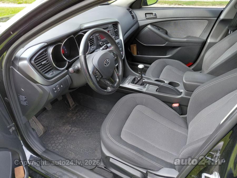 Melns Kia Optima 2012 Rakvere, ar dzinēja tilpumu 1.70 L un nobraukumu 62 tūkst. km par 6999 €, foto 10 vietnē AUTOMOTO.COM.LV