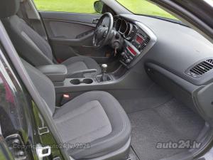 Melns Kia Optima 2012 Rakvere, ar dzinēja tilpumu 1.70 L un nobraukumu 62 tūkst. km par 6999 €, foto 12 vietnē AUTOMOTO.COM.LV