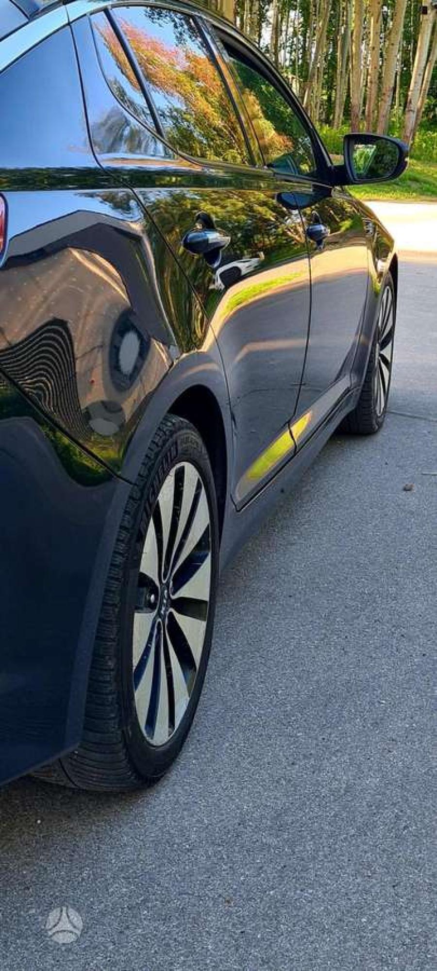 Melns Kia Optima 2013 Viļņa, ar dzinēja tilpumu 1.69 L un nobraukumu 350 tūkst. km par 6000 €, foto 25 vietnē AUTOMOTO.COM.LV