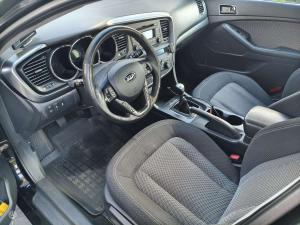 Black Kia Optima 2013 in Vilnius, with an engine capacity of 1.69 L and mileage of 208 thousand km for 5700 €, photo 12 on AUTOMOTO.COM.LV