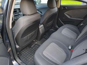 Black Kia Optima 2013 in Vilnius, with an engine capacity of 1.69 L and mileage of 208 thousand km for 5700 €, photo 16 on AUTOMOTO.COM.LV