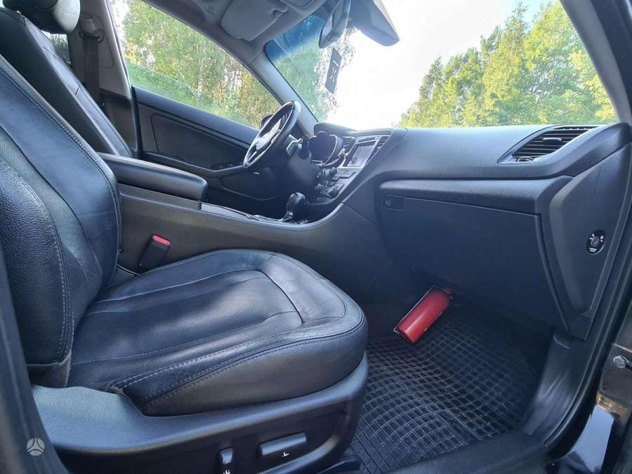 Melns Kia Optima 2013 Viļņa, ar dzinēja tilpumu 1.70 L un nobraukumu 351 tūkst. km par 5800 €, foto 32 vietnē AUTOMOTO.COM.LV