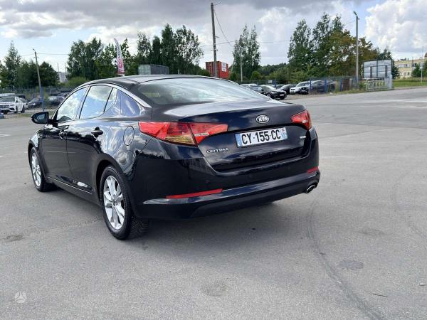 Black Kia Optima 2013 in Panevezys, with an engine capacity of 1.70 L and mileage of 191 thousand km for 5590 €, photo 9 on AUTOMOTO.COM.LV