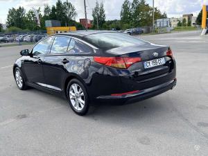 Black Kia Optima 2013 in Panevezys, with an engine capacity of 1.70 L and mileage of 191 thousand km for 5590 €, photo 12 on AUTOMOTO.COM.LV
