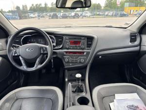 Black Kia Optima 2013 in Panevezys, with an engine capacity of 1.70 L and mileage of 191 thousand km for 5590 €, photo 15 on AUTOMOTO.COM.LV