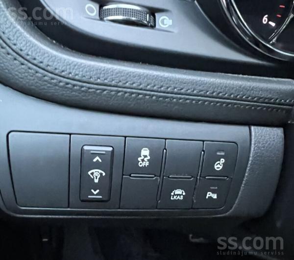 Black Kia Optima 2013 in Riga, with an engine capacity of 1.70 L and mileage of 249 thousand km for 6700 €, photo 10 on AUTOMOTO.COM.LV