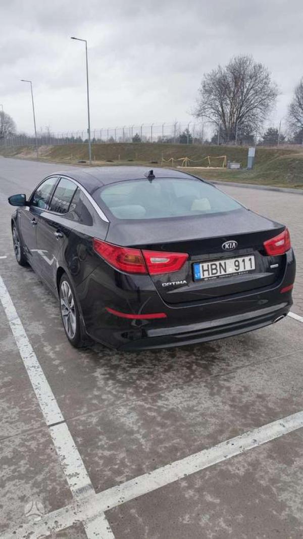 Melns Kia Optima 2014 Viļņa, ar dzinēja tilpumu 1.69 L un nobraukumu 239 tūkst. km par 4000 €, foto 2 vietnē AUTOMOTO.COM.LV