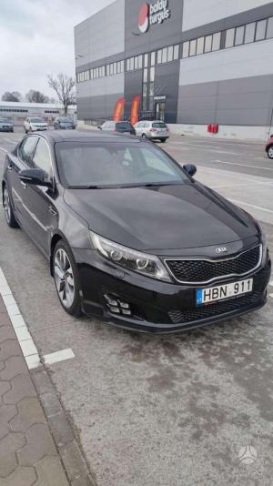 Black Kia Optima 2014 in Vilnius, with an engine capacity of 1.69 L and mileage of 239 thousand km for 4000 €, photo 4 on AUTOMOTO.COM.LV