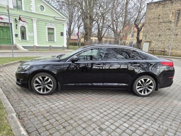 Black Kia Optima 2014 in Ventspils, with an engine capacity of 1.70 L and mileage of 145 thousand km for 7000 €, photo 2 on AUTOMOTO.COM.LV