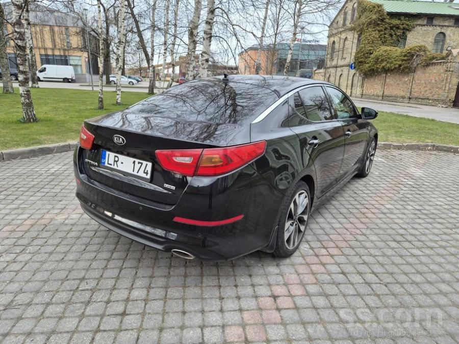 Black Kia Optima 2014 in Ventspils, with an engine capacity of 1.70 L and mileage of 145 thousand km for 7000 €, photo 6 on AUTOMOTO.COM.LV
